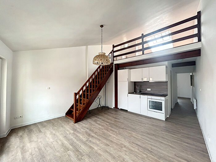 Appartement à louer - Perpignan, La Réal - 2 pièces - 1 chambre