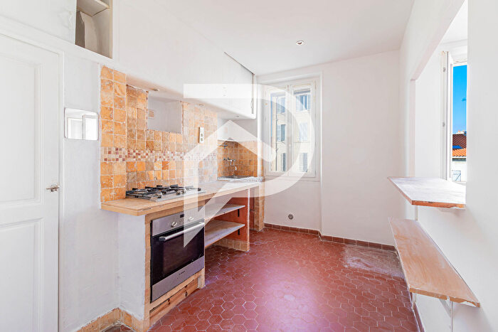 Appartement à vendre - Marseille e , Cours julien, Notre-Dame-des-Monts - 2 pièces - 1 chambre