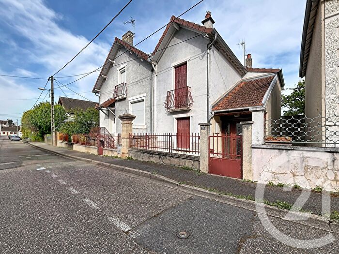 Varennes-sur-Allier : Maison 3 pièces à vendre