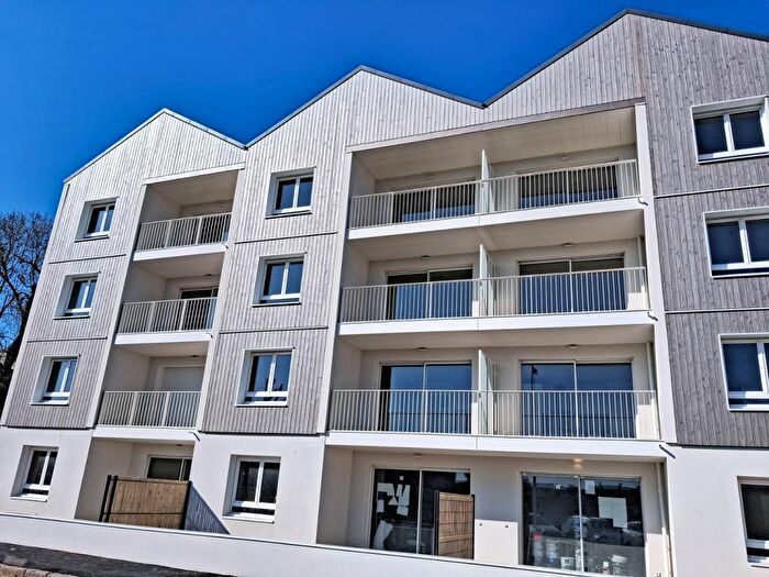 Appartement à louer - Ploudalmézeau - 2 pièces - 1 chambre