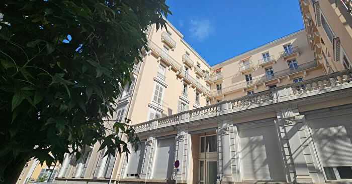Vichy, Thermal : Appartement 2 pièces à vendre