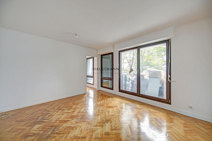 Appartement 5 pièces à Paris 19ème, Porte de la Villette, à vendre