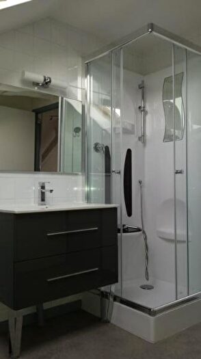 Appartement à louer - Périgueux, Centre-ville, La Gare, Saint-Martin - 2 pièces - 1 chambre