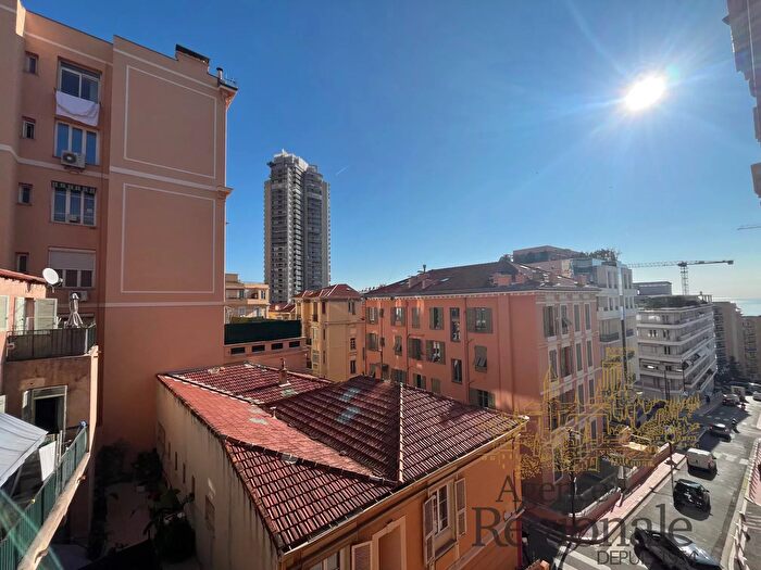 Appartement à vendre - Beausoleil, Centre-ville, Carnier - 3 pièces - 2 chambres