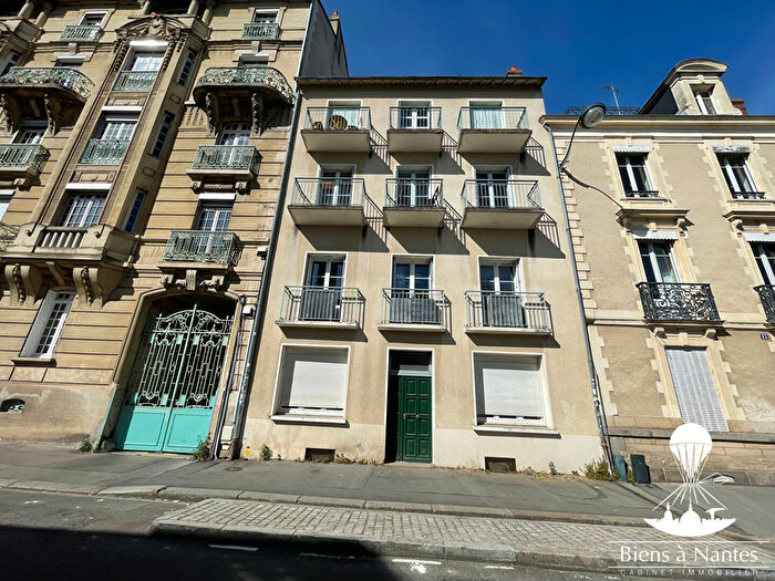 Appartement à vendre - Quartiers Centre, Saint-Hélier, Gare - 3 pièces - 2 chambres