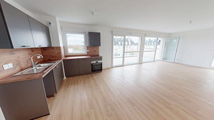 Appartement à louer - Saint-Jean-de-Braye, Ouest - 5 pièces - 4 chambres
