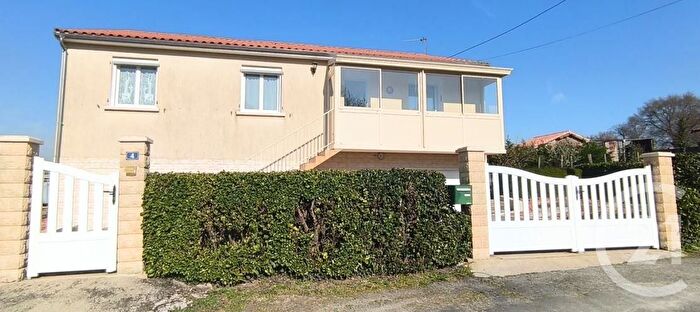 Maison à vendre - Saint-Aubin-le-Cloud - 6 pièces - 3 chambres