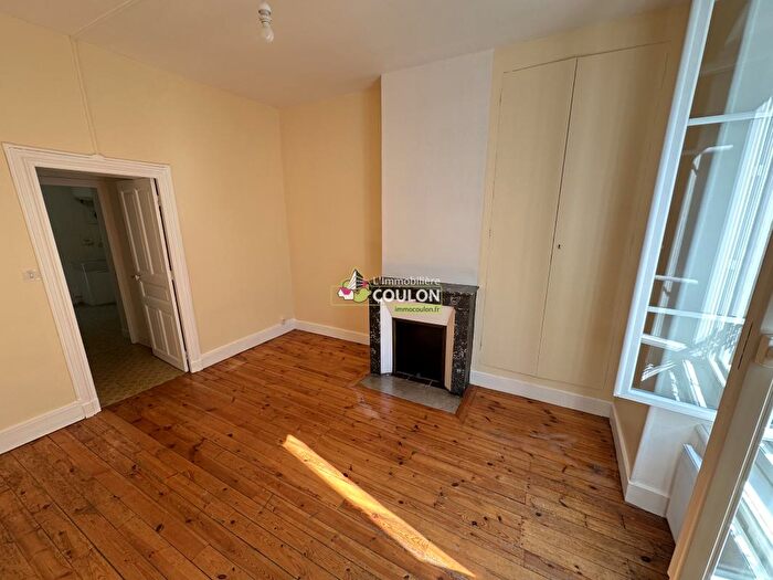 Appartement à louer - Clermont-Ferrand, Delille, Cathédrale, La Gare - 1 pièce