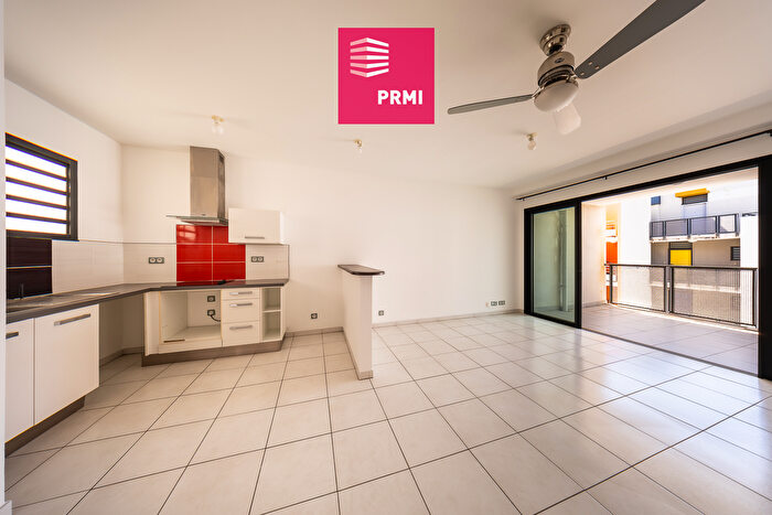 Saint-Pierre, La Ravine Blanche, Front de Mer : Appartement 2 pièces à vendre