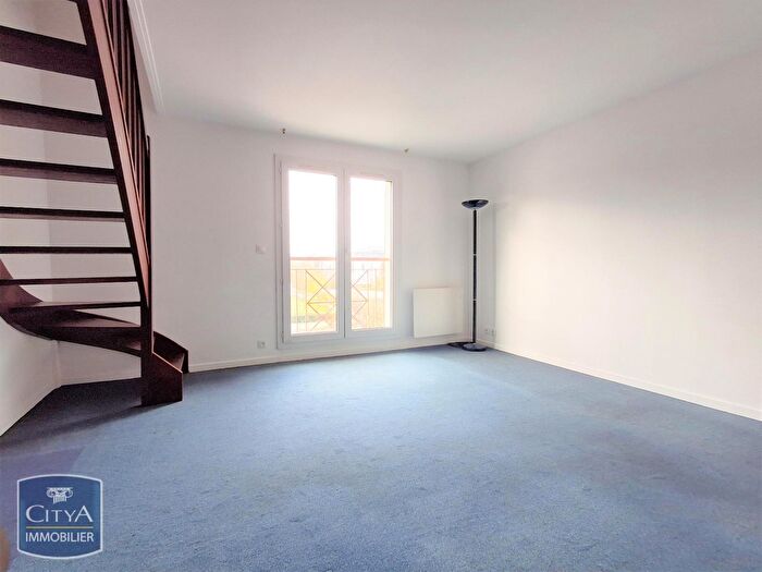 Appartement à vendre - Les Clayes-sous-Bois, Centre-ville - 2 pièces - 1 chambre