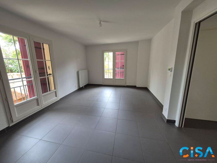 Verneuil-en-Halatte : Appartement 3 pièces à louer