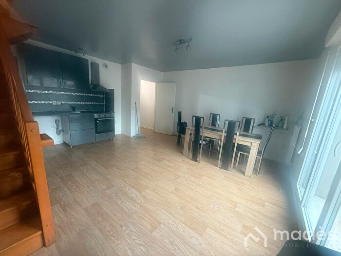 Appartement à vendre - Bobigny, Edouard Vaillant - 4 pièces - 3 chambres