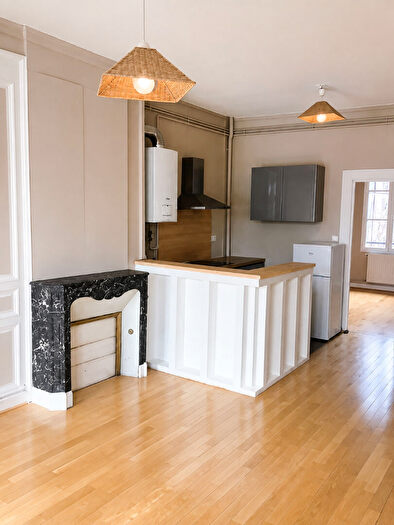 Appartement 3 pièces à Limoges, Centre-ville, Hôtel de Ville, Emailleurs, à louer
