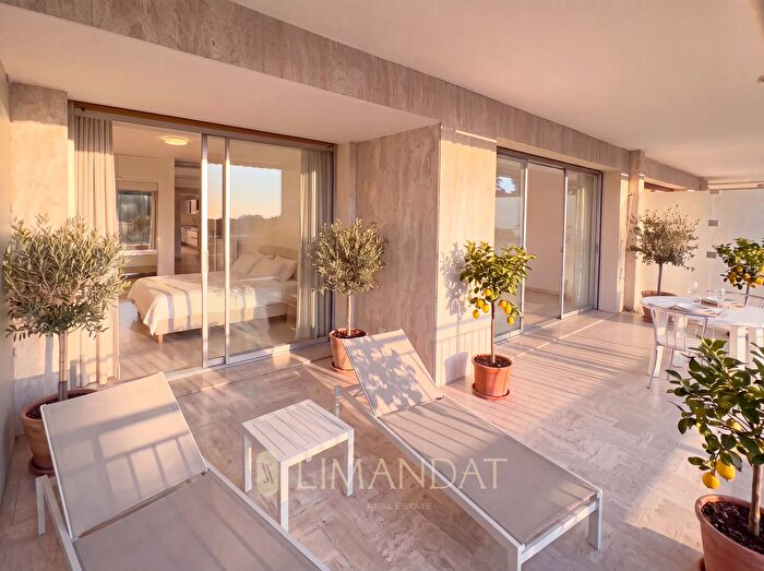 Appartement 3 pièces à Cannes, Californie Pezou, à vendre