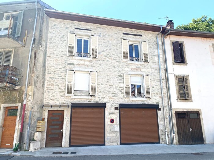 Appartement à louer - Seyssel - 4 pièces - 2 chambres