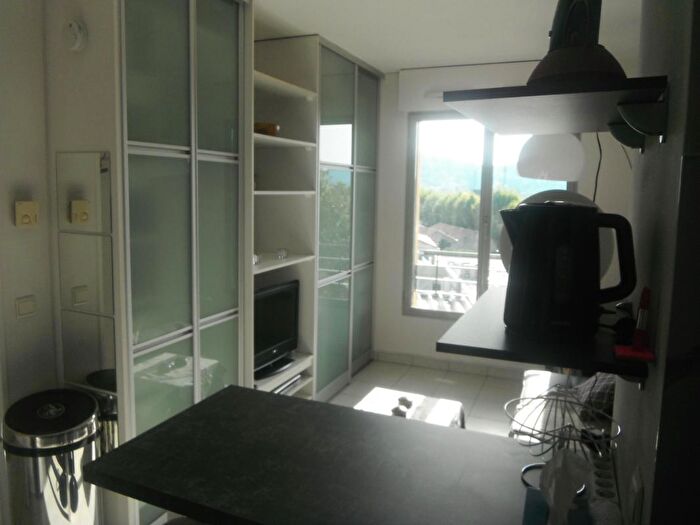 Appartement à louer - Aix-en-Provence, Centre-ville - 2 pièces - 1 chambre