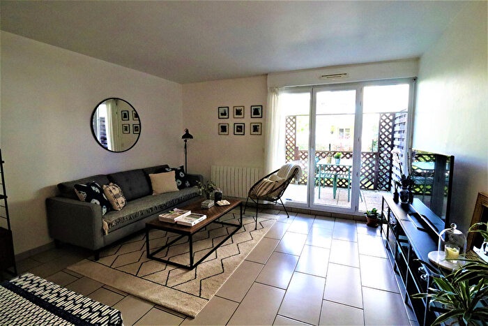 Émerainville : Appartement 2 pièces à vendre