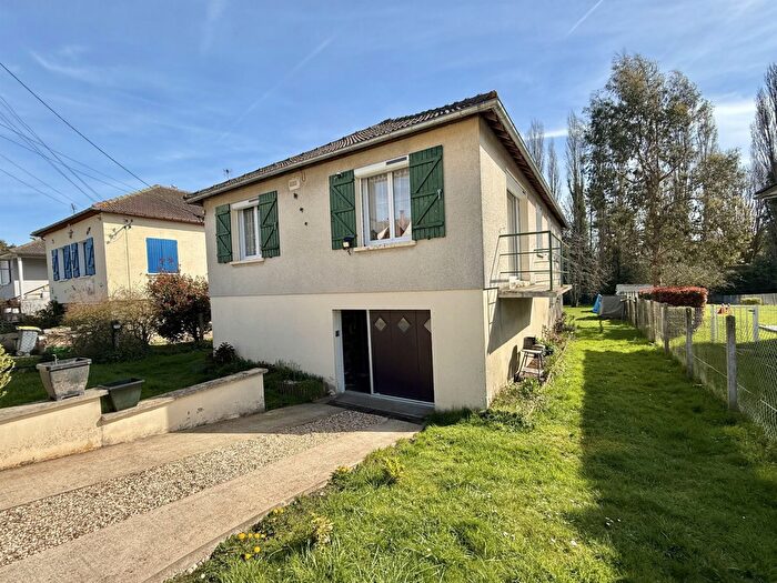 Fresneaux-Montchevreuil - Maison 5 pièces à vendre