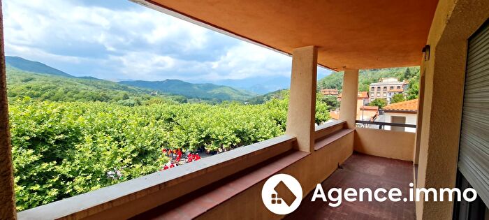 Appartement 8 pièces à vendre - Saint-Laurent-de-Cerdans