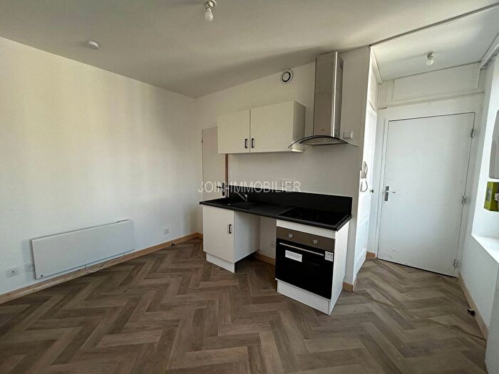 Appartement à louer - Front de Mer-Plage de Dieppe - 2 pièces - 1 chambre