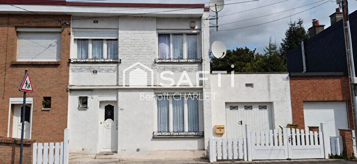 Maison 5 pièces à Roost-Warendin, à vendre