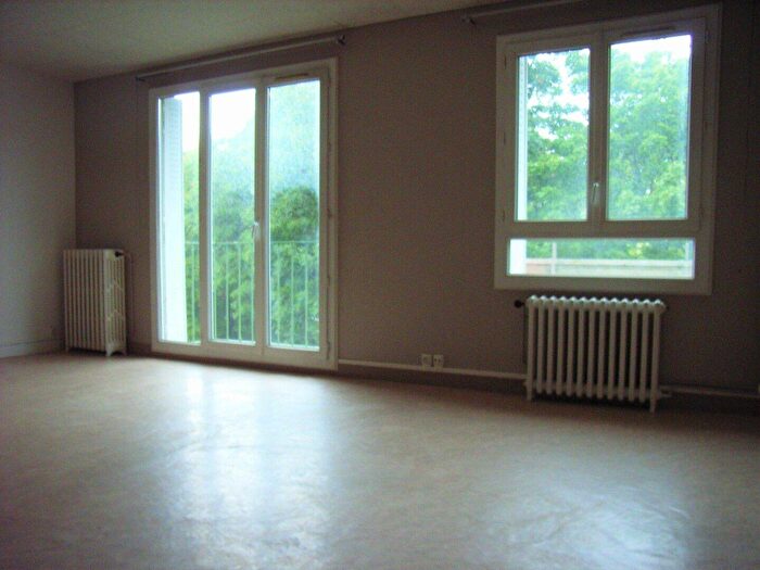 Appartement à louer - Bord de Seine-Les Martinets, Rueil-Malmaison - 3 pièces - 2 chambres