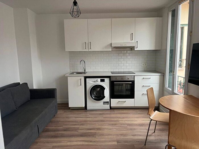 Appartement à louer - Le Centre Ville, Villiers-sur-Marne - 1 pièce