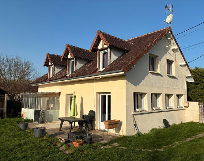 Maison à vendre - Roncenay - 5 pièces - 3 chambres