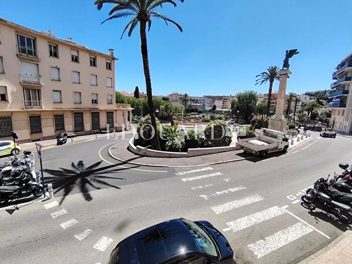Appartement à vendre - Menton, Hôtel de Ville, Vieille Ville, Musée, Madone, Carnolès - 2 pièces - 1 chambre