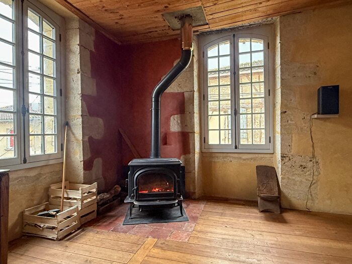 Maison à vendre - Vic-Fezensac - 1 pièce - 1 chambre