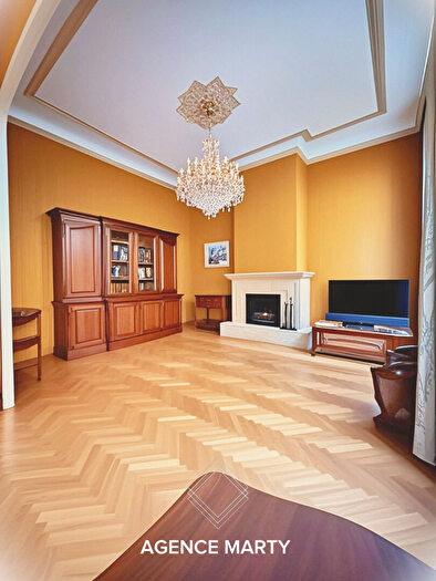 Appartement à vendre - Marseille e , Castellane - 5 pièces - 3 chambres