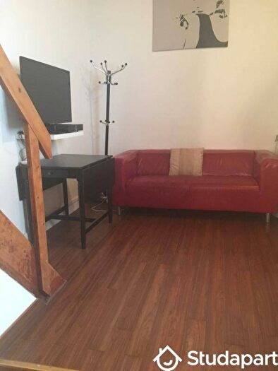 Appartement à louer - Grenier Point du Jour, Boulogne-Billancourt - 1 pièce - 2 chambres