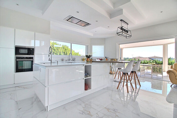 Maison à louer - Vieille-Toulouse - 6 pièces - 4 chambres