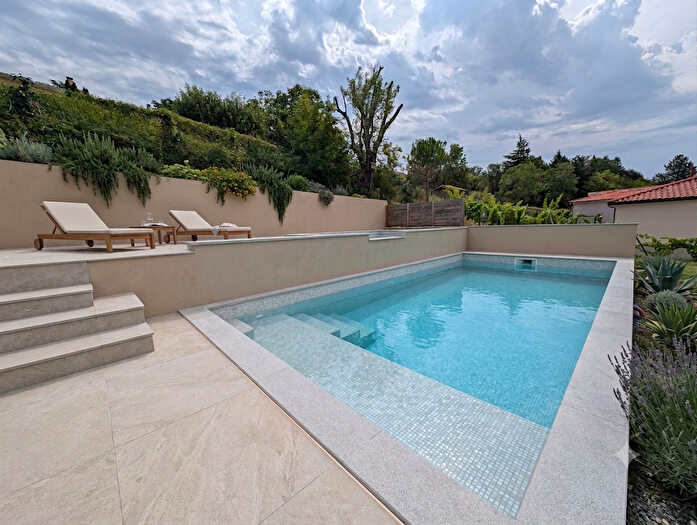 Veyre-Monton - Maison 6 pièces à vendre