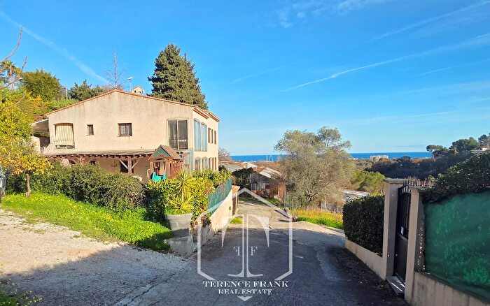 Maison à vendre - Antibes, Rastines, Super Antibes, Laval, La Fontonne - 10 pièces