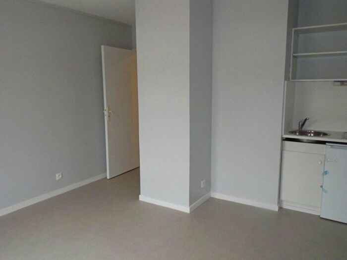 Appartement 1 pièce à louer à Poitiers, Montbernage, Pont Neuf