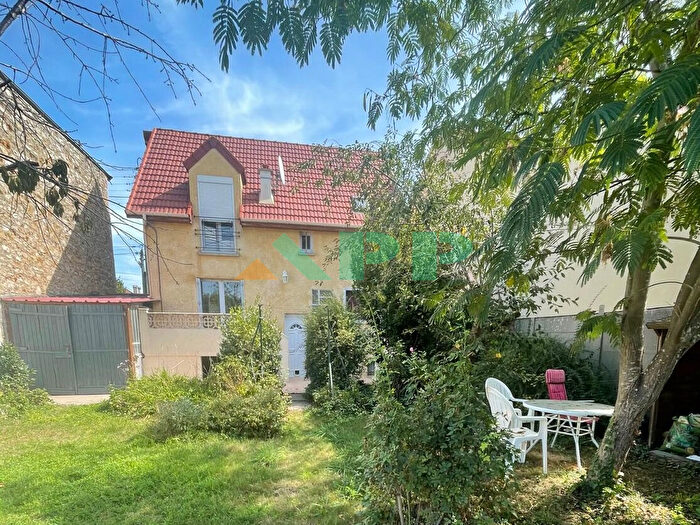 Maison à vendre - Vigneux-sur-Seine, Le Lac - 5 pièces - 3 chambres