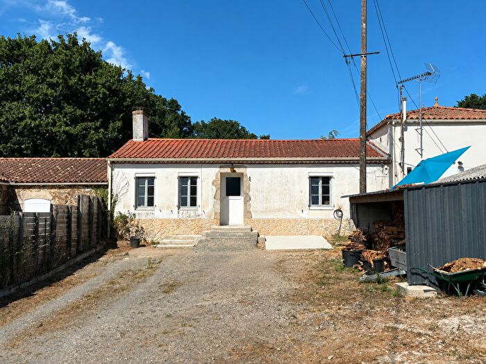 Maison 4 pièces à vendre à Saint-Julien-des-Landes