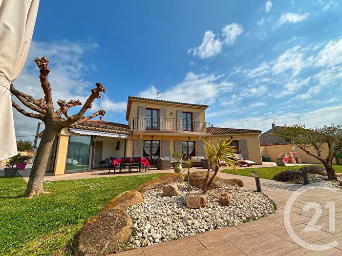 Maison à vendre - Saint-Georges-les-Bains - 7 pièces - 3 chambres