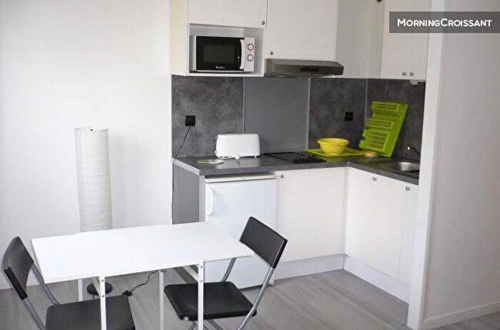 Appartement à louer - Coteaux Ouest-Pasteur, Rouen - 1 pièce