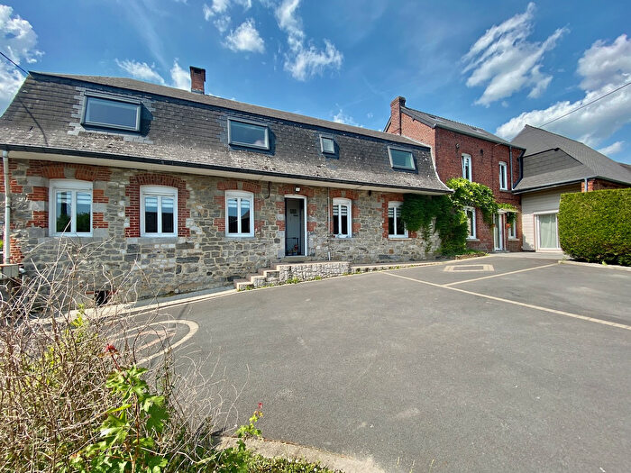 Felleries - Maison 14 pièces à vendre