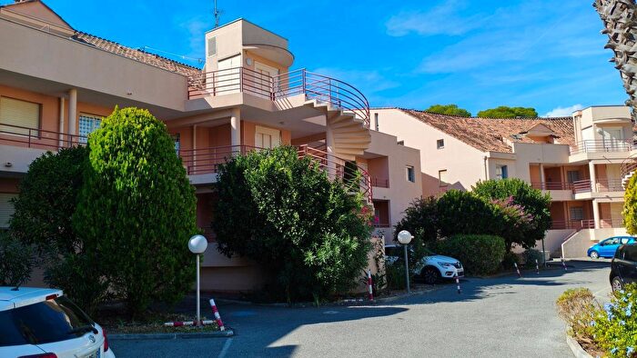 Appartement à louer - Vaug, Villeneuve-Loubet - 2 pièces - 1 chambre