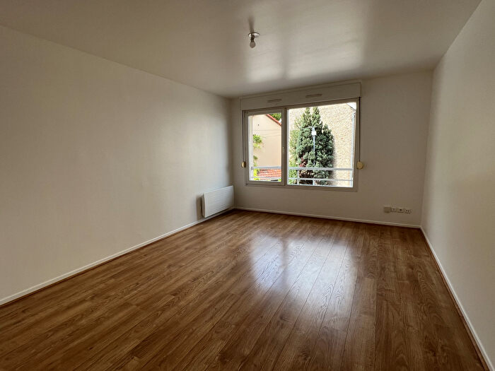Appartement à louer - Reims, Courlancy, Porte de Paris, Bois dAmour - 2 pièces - 1 chambre