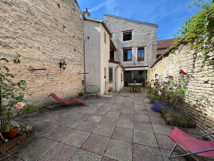Maison 7 pièces à Châtillon-sur-Seine, à vendre