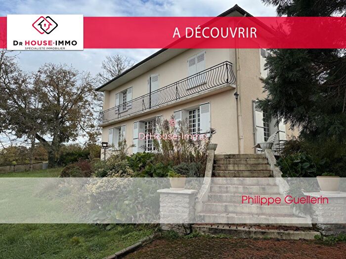 Maison à vendre - Châtellerault, Est - 5 pièces - 3 chambres