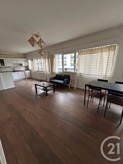 Appartement à louer - Annemasse, Centre-ville - 3 pièces - 2 chambres