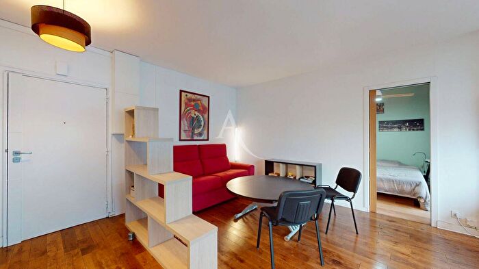 Appartement à louer - Archeveche, Charenton-le-Pont - 2 pièces - 1 chambre