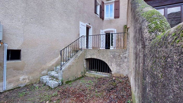Centre Ville-La Baume-Le Gand, Sisteron : Appartement 2 pièces à louer