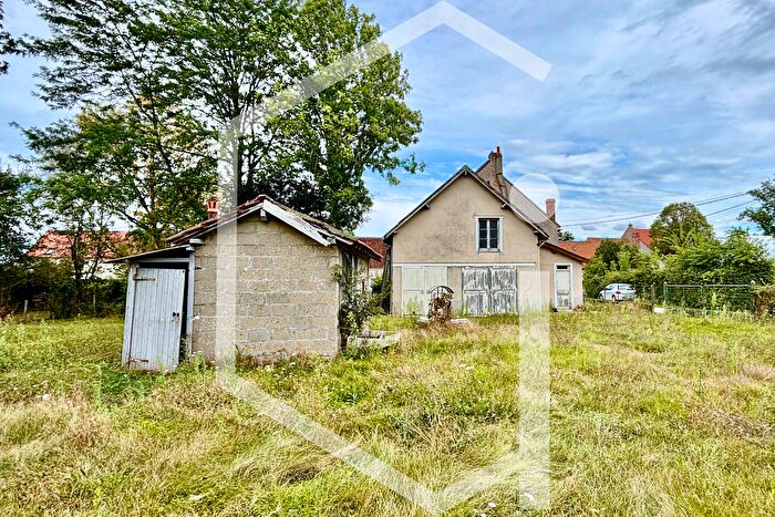 Maison à vendre - Cosne-Cours-sur-Loire - 4 pièces - 3 chambres