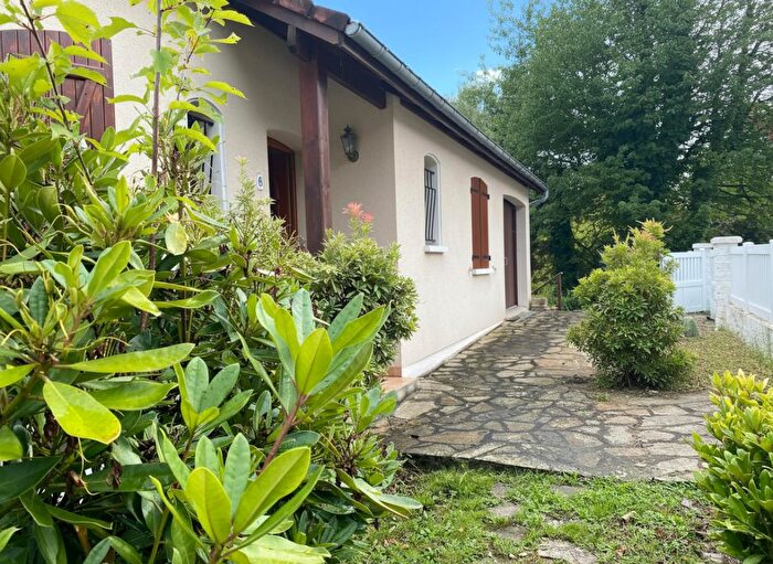 Maison à vendre - Eymoutiers - 5 pièces - 4 chambres